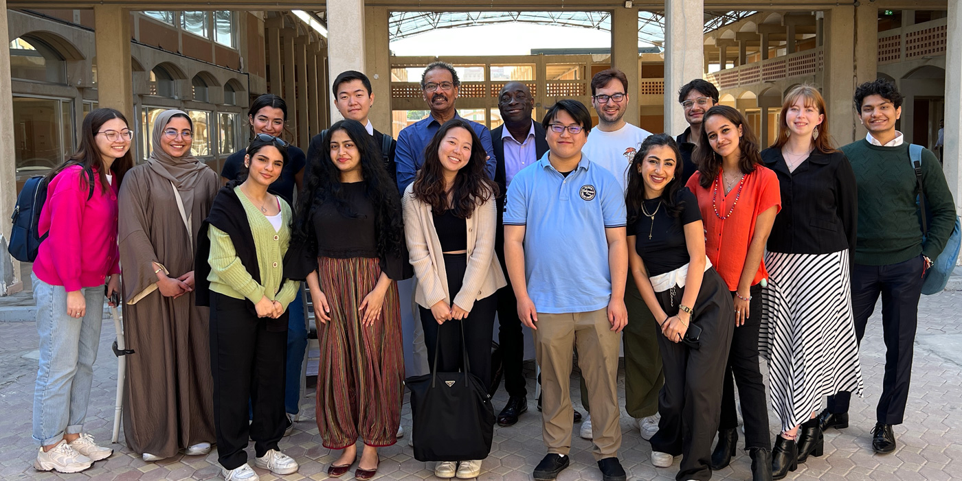 Reclaiming the narrative: Student excursion promotes critical thinking ...